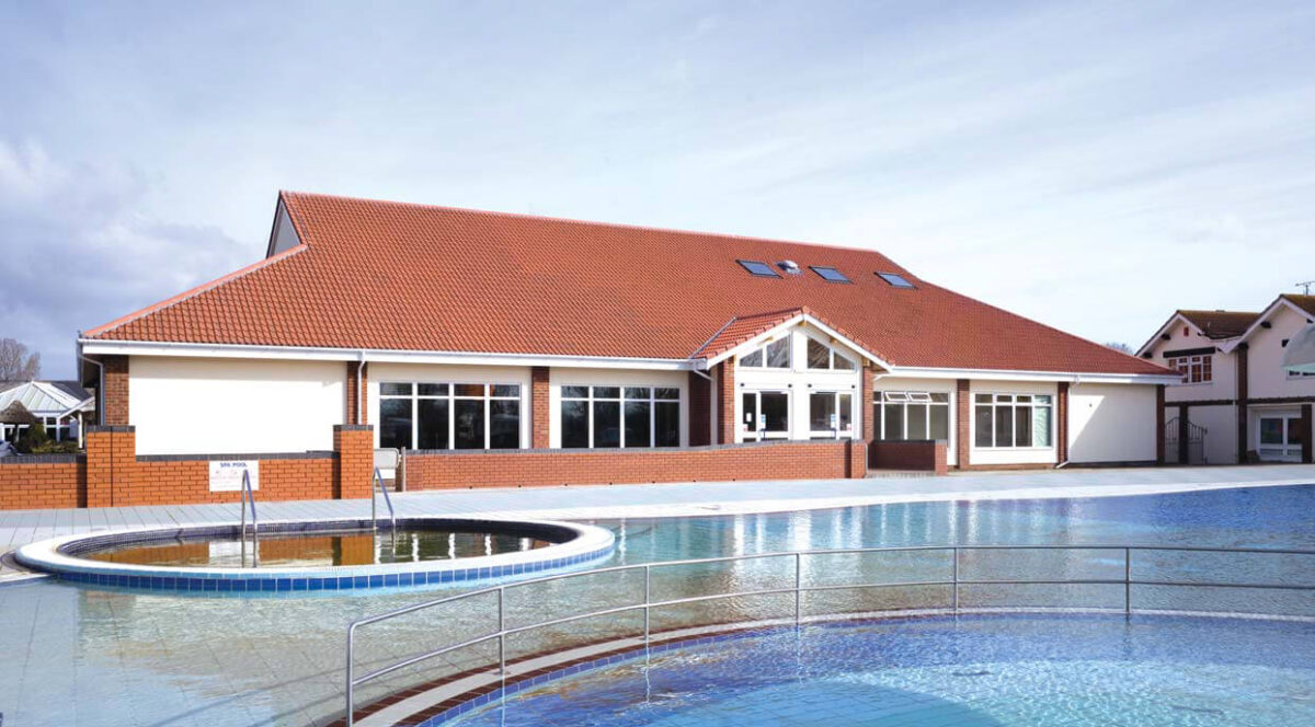 Home Farm Holiday Park, Fusion Leisure Centre - PinelogPinelog